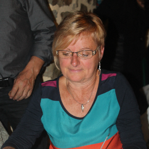 Monique Paris | AllCaps