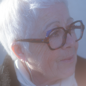 Anna Gerard | AllCaps